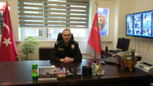 İzmit İlçe Emniyet Müdürlüğü İzmit İlçe Emniyet Müdürlüğü